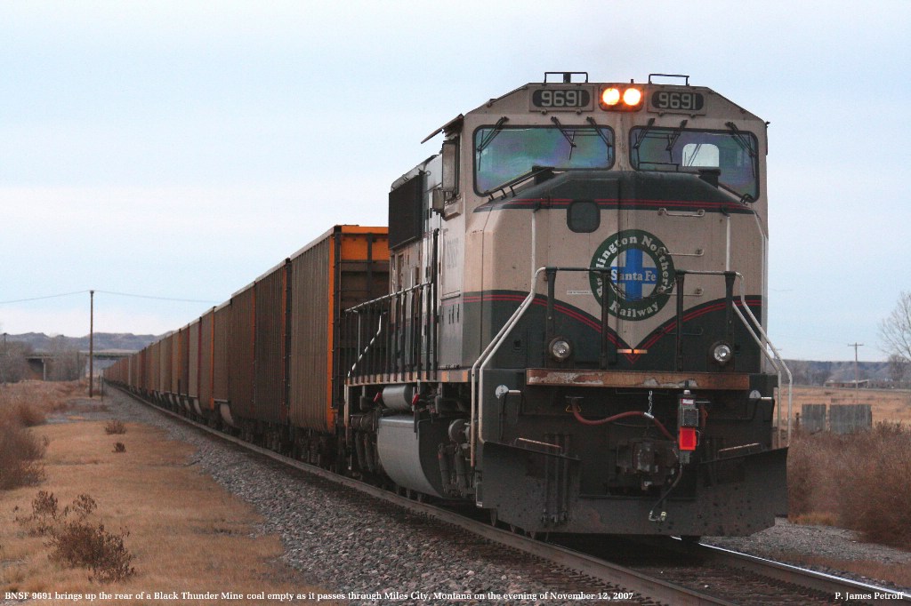 BNSF 9691 SD70MAC, DP power on Black Thunder coal empty